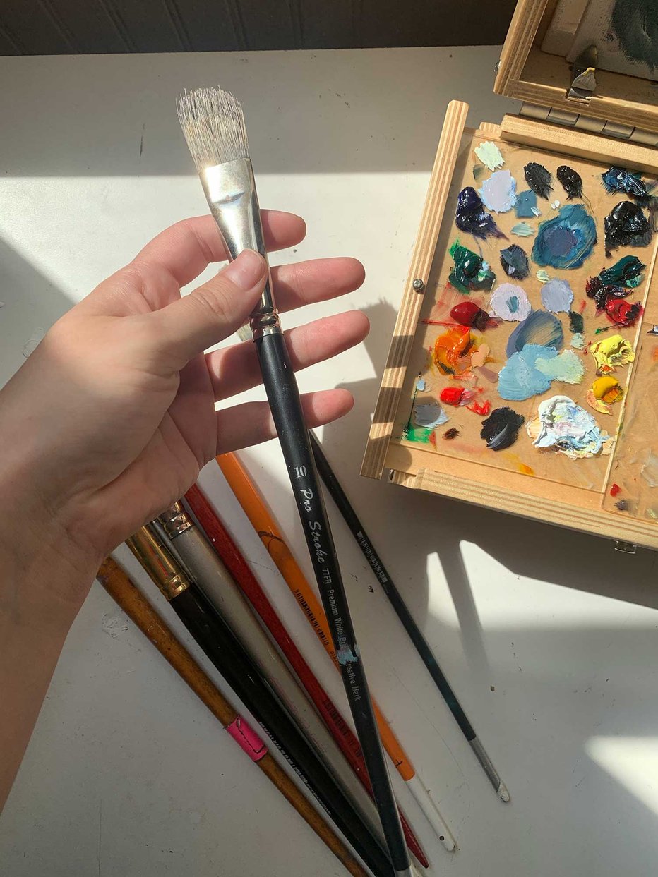 An Artist’s Guide: How to Choose Your Paint Brushes