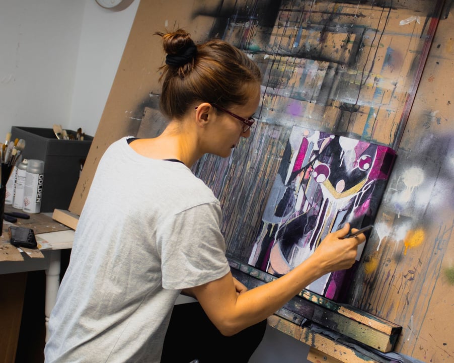 10 Abstract Painting Techniques for Beginners